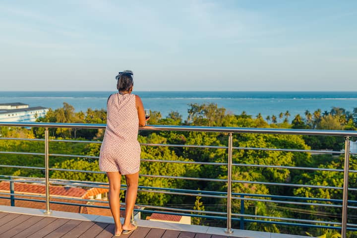 Rooftop Pool/hot Showr/5mins Walk2 Beach &Gokart - 케냐