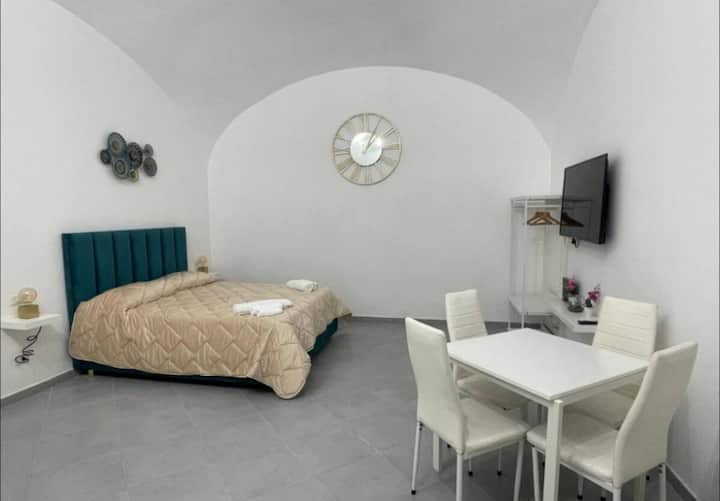 Piccola Suite A Due Passi Dal Centro - Pozzuoli