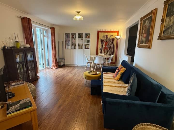 Cute, Central Studio 1 Minute To Station, Kingston - Epsom