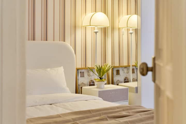 [새해할인20%]1층/2br/강남,가로수길 ,Coex/경복궁20분/피부성형k뷰티/올인원위치 - Seoul