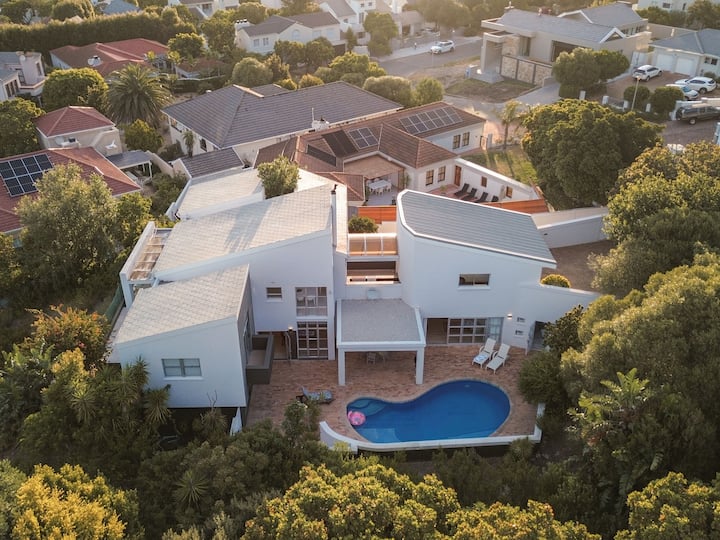 Fairway Vue & Vin - Hermanus