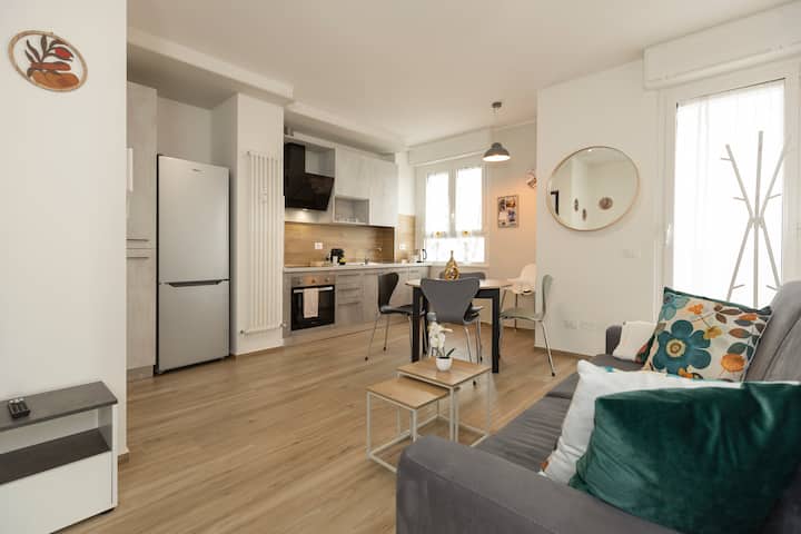 Artstay - Apt Bocconi Near Train Station, Navigli - Milán