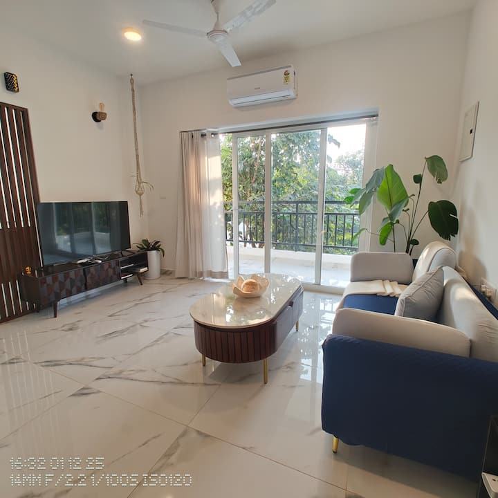 Owl’s Roost Quirky Cozy 1bhk Gated Society Siolim - Goa