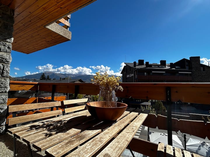 Lybica Green, Llívia - Bourg-Madame