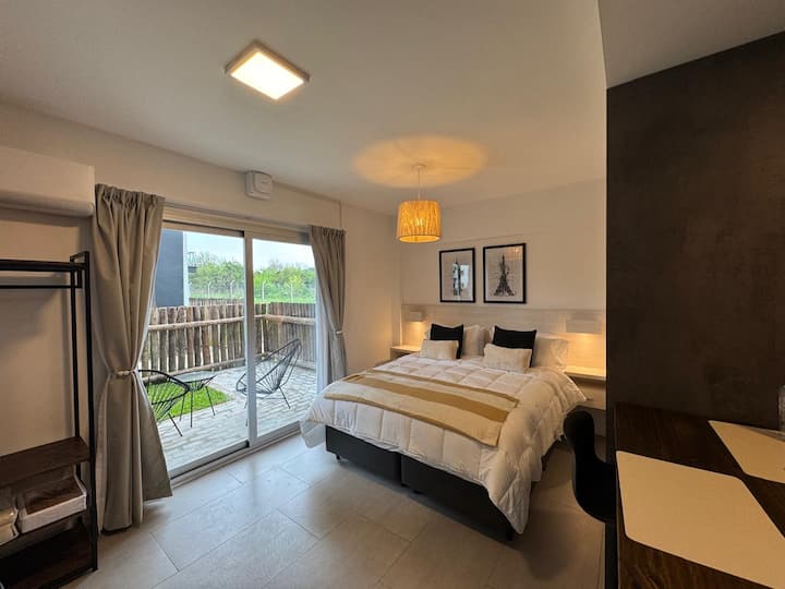 Ezeiza Garden Home - Aeropuerto Buenos Aires Ezeiza (EZE)