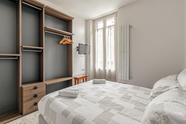 Milano Malpensa 2' | Red Suite | Ac+wifi+ Freepark - Aéroport de Milan Malpensa (MXP)