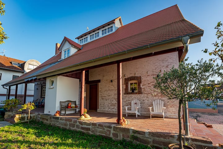 Charmantes Loft In Einer Umgebauten Scheune - 