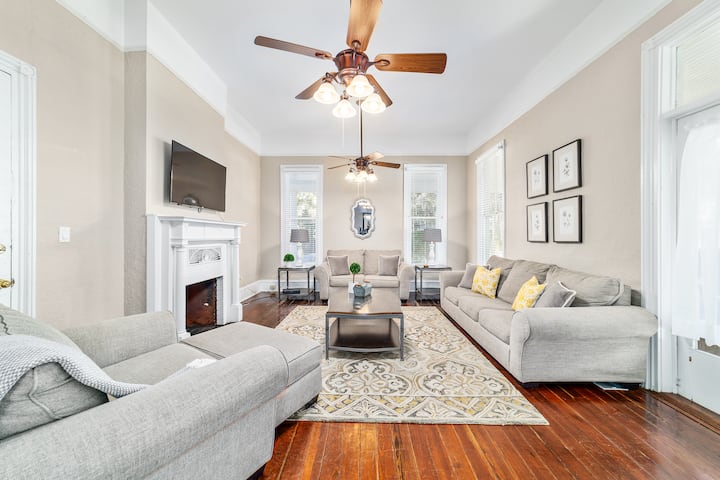 Victorian Manor: Suite Near Downtown & Springs - 오캘라