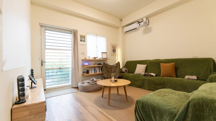 Ownmind Divecenter & Hostel - Orchid Island