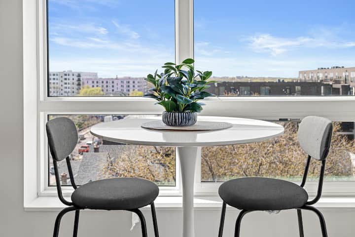 1br Retreat In Uptown |Walkable | Gym - Minneapolis, MN