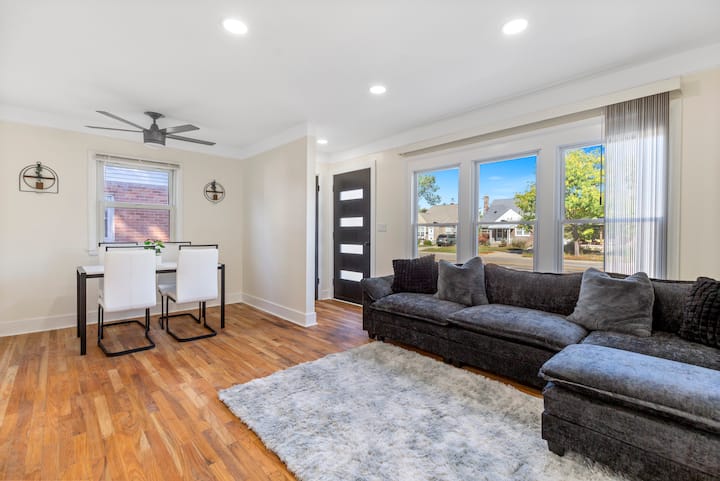 On Sale! 4 Bedroom Home - Royal Oak, MI