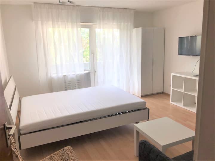 Schöne 1-zimmer Wohnung Nahe Universität - Stuttgart