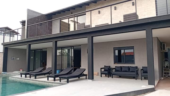 Casa Para Até 3 Pessoas Confortável - Imbituba