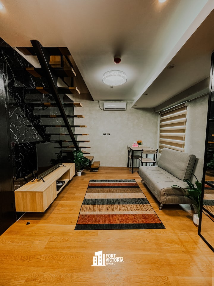 Cozy Luxe Loft With Designer Touches & City Views - Taguig