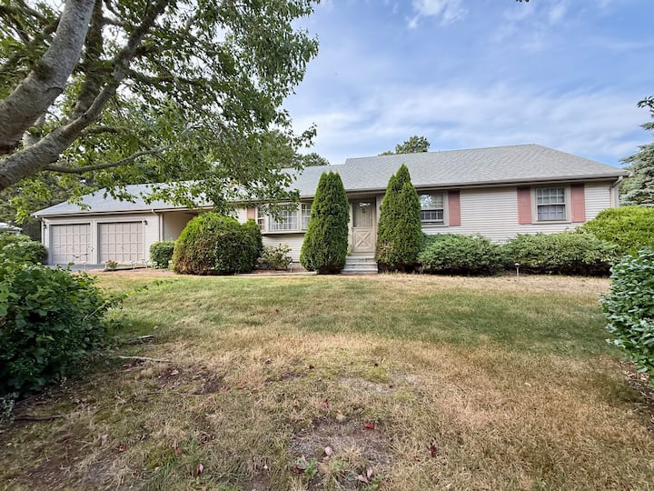 Poinsettia Place - Yarmouth, ME