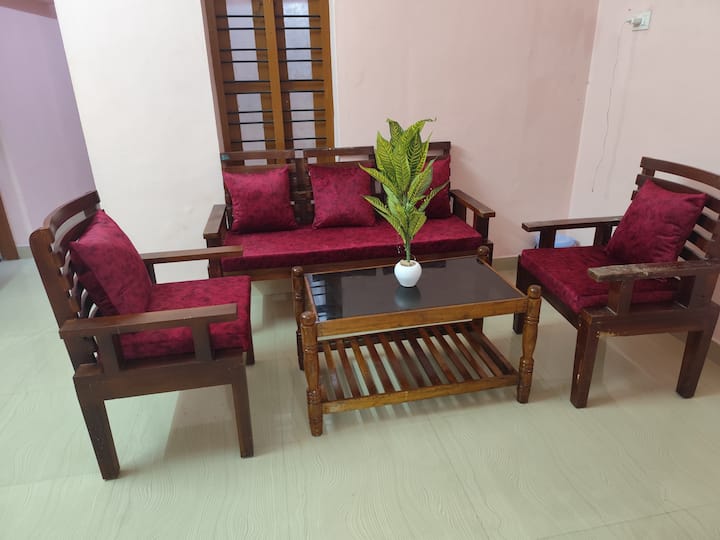 Non Ac 3 Bhk Independent House - Thiruvananthapuram
