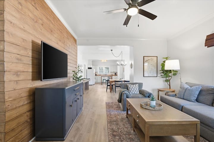 Pet-friendly 3br W/ Shuffleboard & Fenced Yard - Greenville, SC