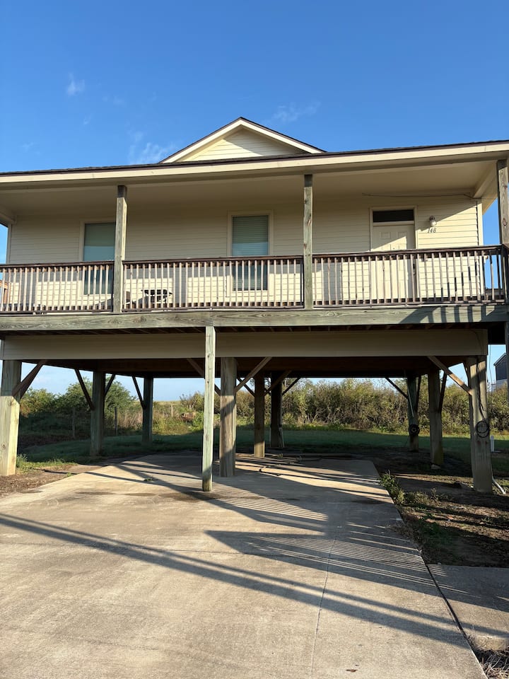 Home In Cameron, La - 50% Monthly Discounts - Holly Beach, Cameron