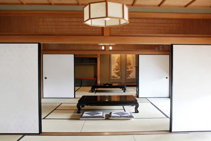 Free Parking · Private Tatami Cottage Triple Beds - Kansai Airport (KIX)