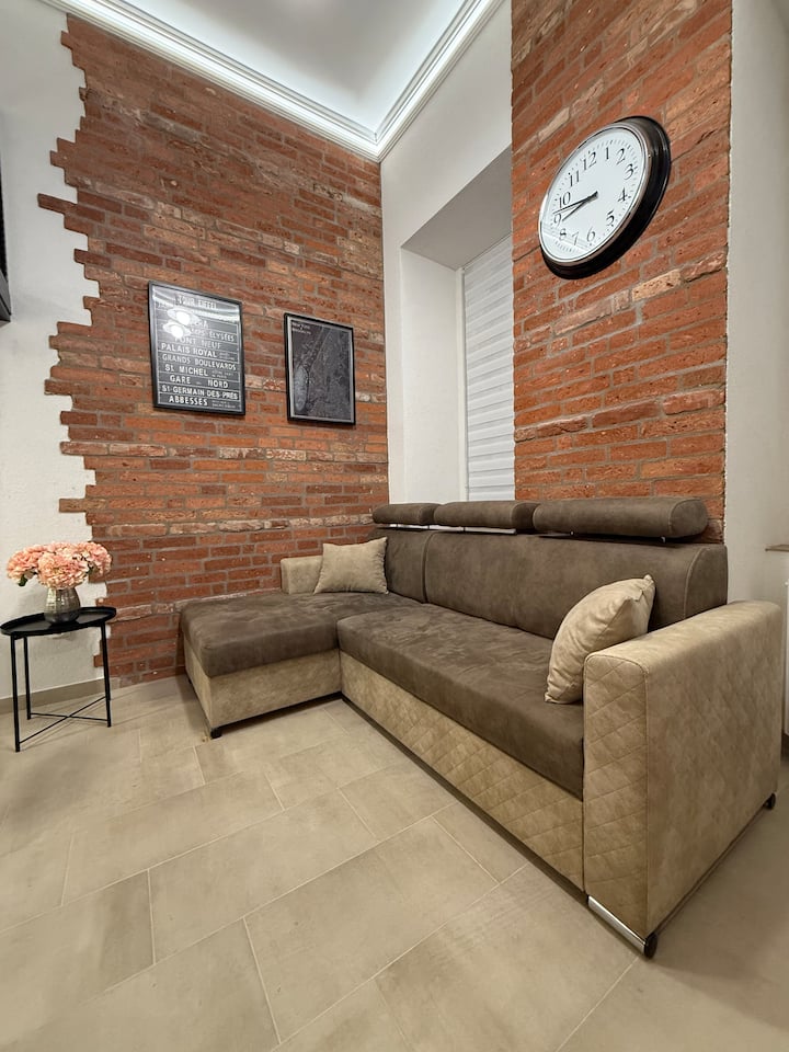 King Apartment In The Heart Of Budapest - Budapest