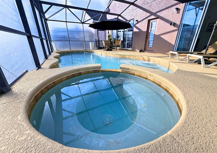 Blue Coral Luxe Villa - Davenport, FL