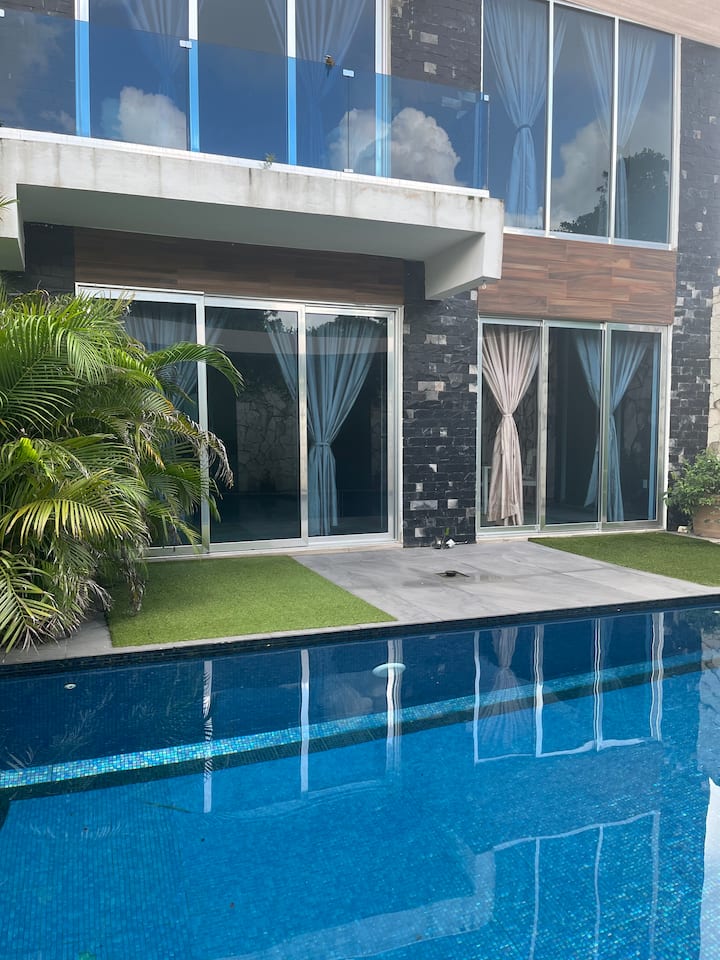 Casa Azul - Playa del Carmen