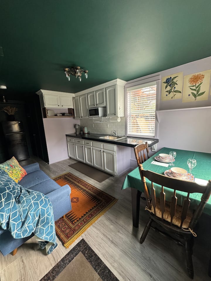 Charming One Bedroom Adu - Oregon