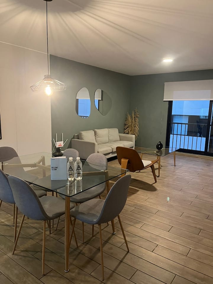 Miraflores Por Kennedy Park | 2br | Amplio + Gym - Lima