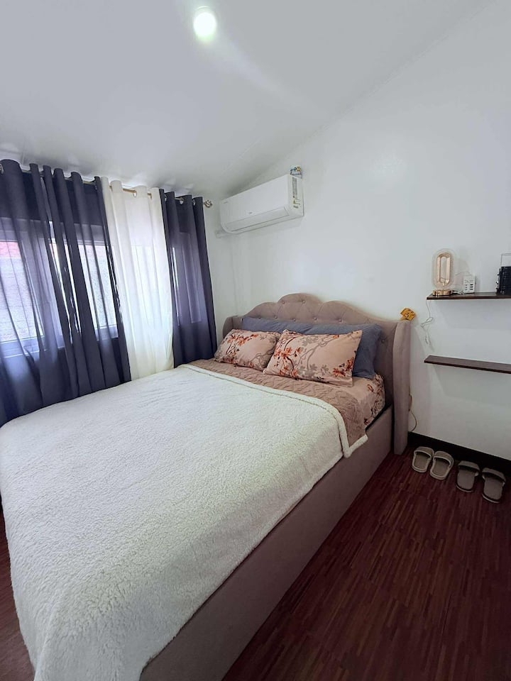 Mizteesaah's Stay - Capas