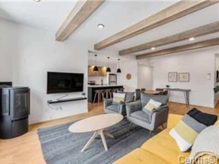 Magnifique Condo Au Coeur D'orford - Orford, QC