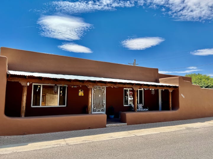 2bd/2bth Old Mesilla Adobe 1 Block From The Plaza - Field of Dreams - Las Cruces