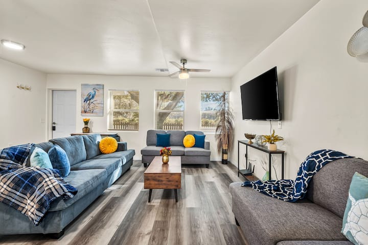 Blue Door’s Residence – Between Disney & Tampa - Lakeland, FL