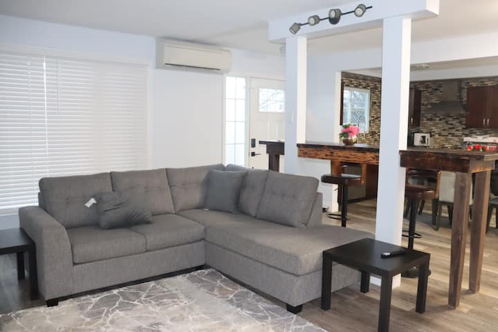 Abby's Place - Fredericton