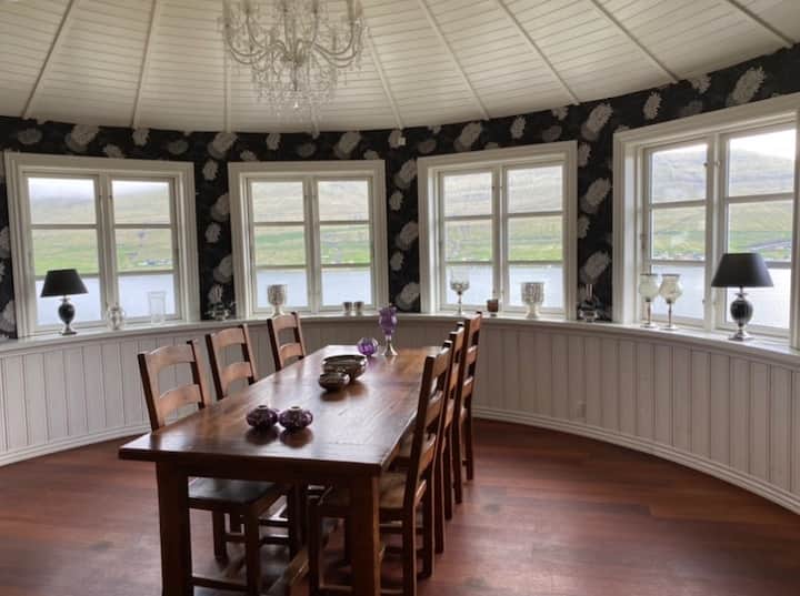 Deilig Stor Bolig I Søldarfjørður - Faroe Islands