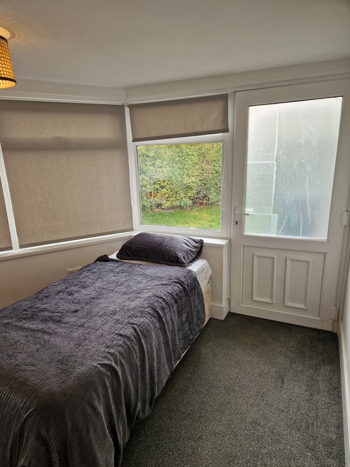 Private Garden Room - Newcastle upon Tyne