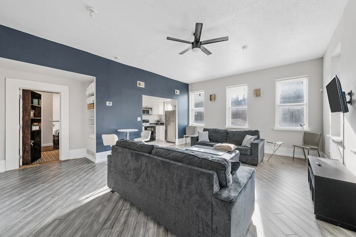 1-bedroom Retreat In The Heart Of St. Louis - Saint-Louis, MO