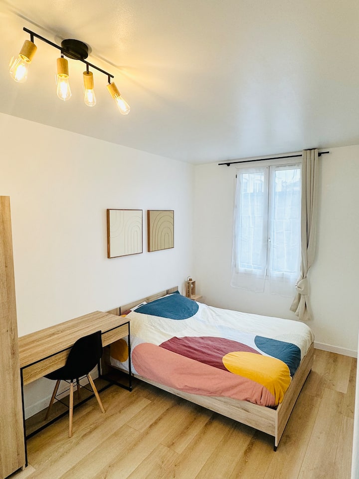 Logement Premium - Centre Ville 15 Min Futuroscope - ibis budget Gare de Poitiers