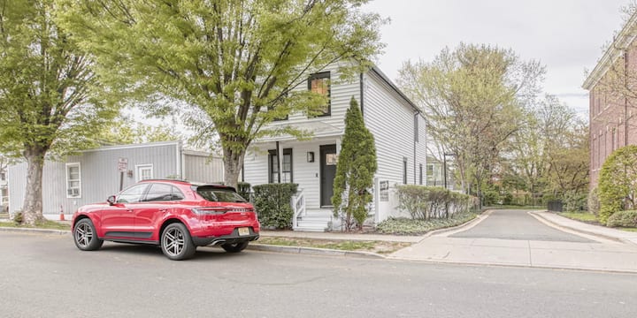 Glamorous Oasis In Downtown Princeton - Princeton, NJ