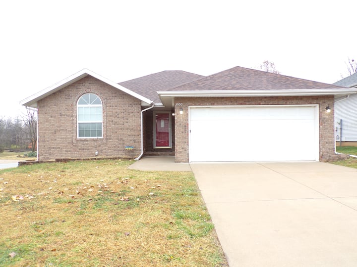 Long Term Special! Fully Renovated And Great Space - 春田市