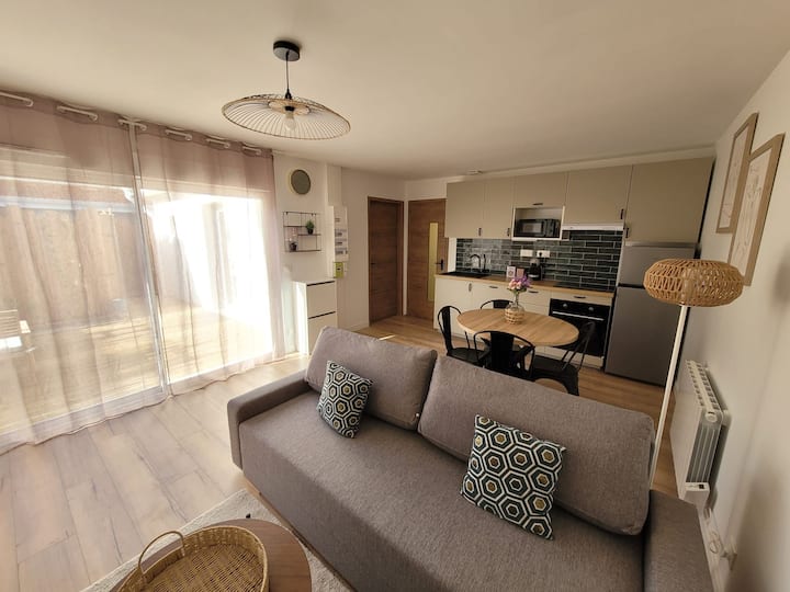 Maison à Deux Pas De Bordeaux - Cenon