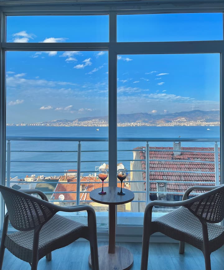 Eşsiz Panoramik Manzaralı Tarihi Asansör Bölgesi - Buca