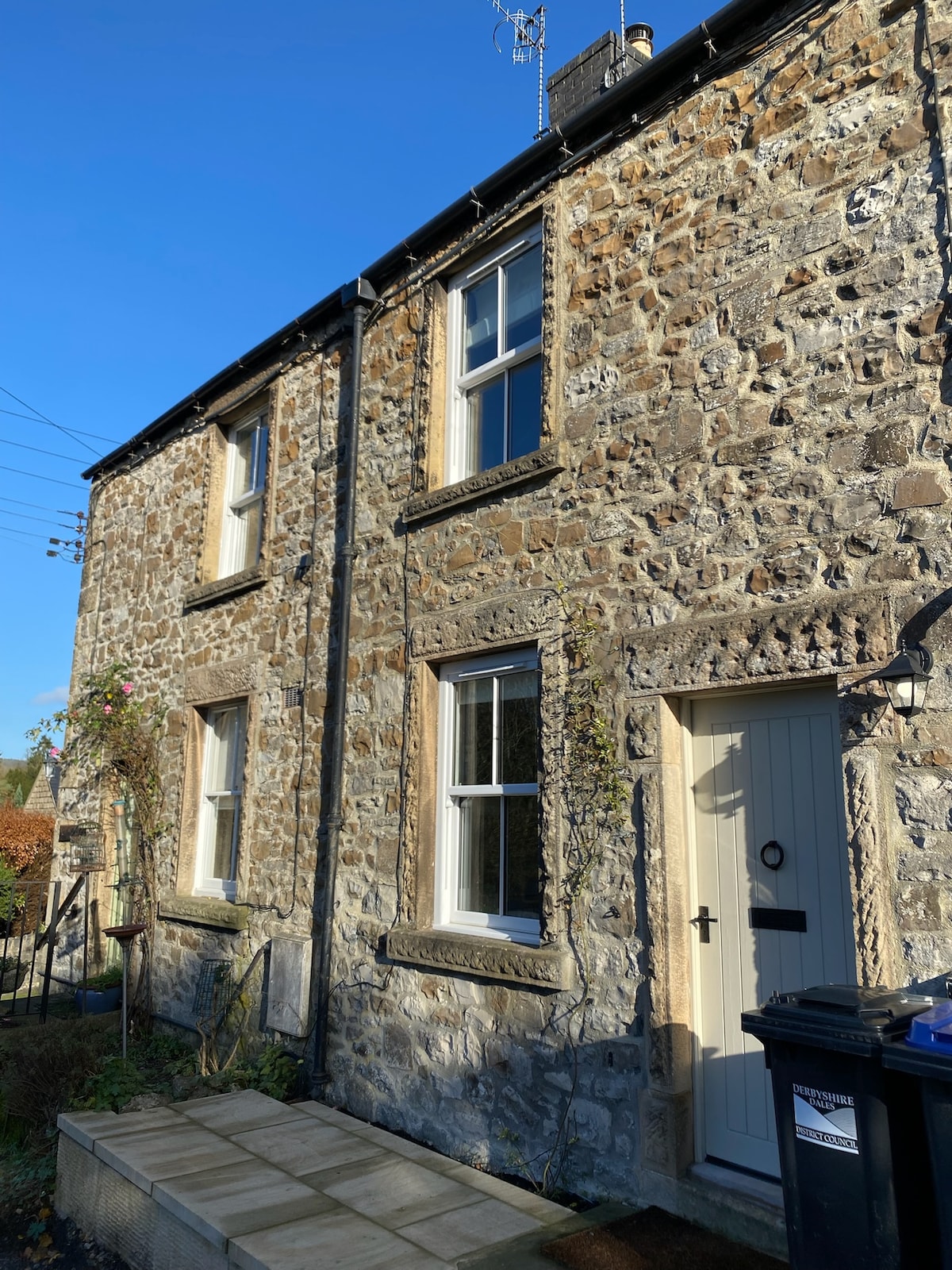 John Bank Cottage, Ashford in the Water - Cottages for Rent in ...