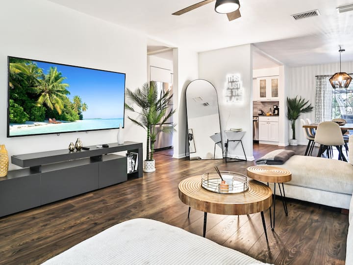 Tampa Oasis - Heated Pool | Fire Pit | Beaches - Tampa, FL