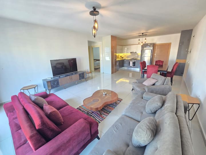 Girne'nin Kalbinde Site'de 2+1 Daire - Girne