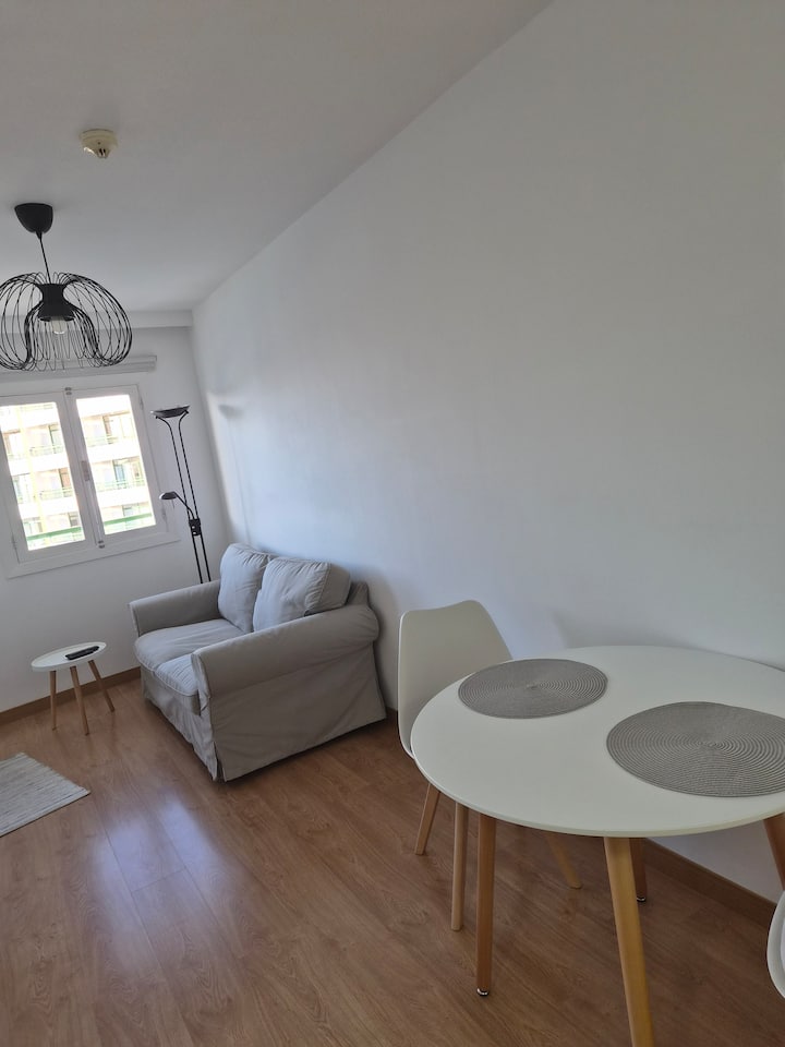 Sunny Apartment With Community Pool - Playa del Inglés