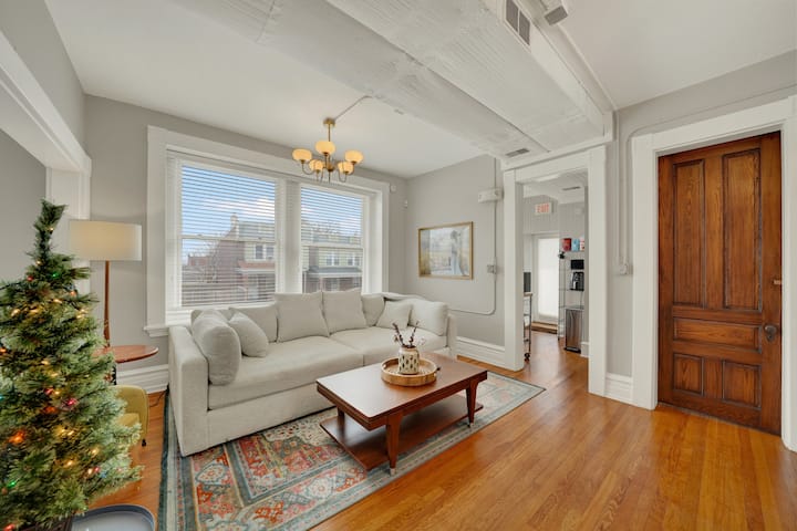 Huge Historic Apt Soaring Ceilings W Parking Lot - Wilmington, DE