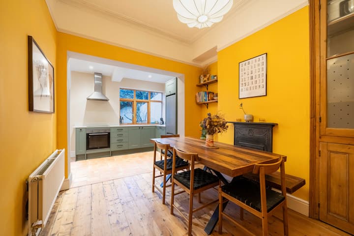 Beautifully Styled Period Home In Heart Of Bristol - Bristol