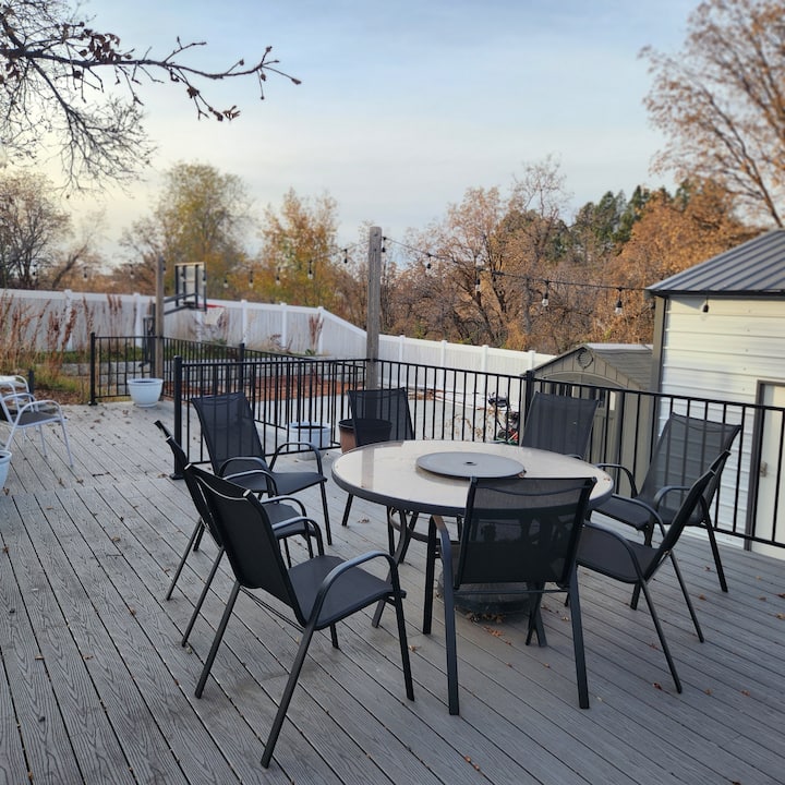 Oak Hills Hangout - Layton, UT