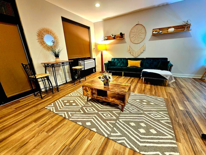 Old Market Oasis - Omaha, NE