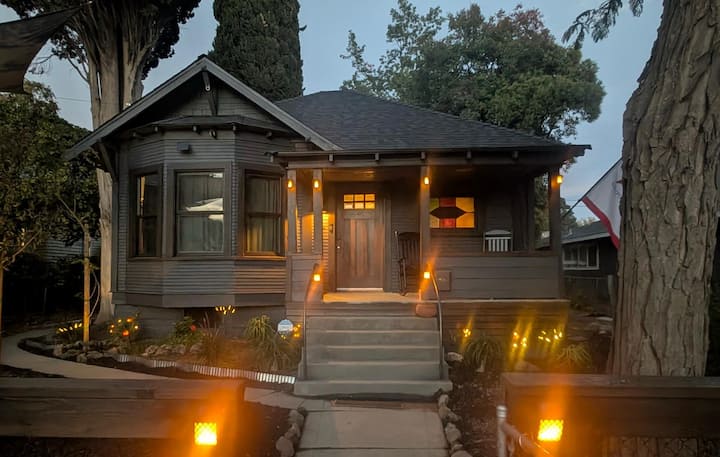 New! The Crooked Hideout W/lounge & Game Room! - Red Bluff, CA